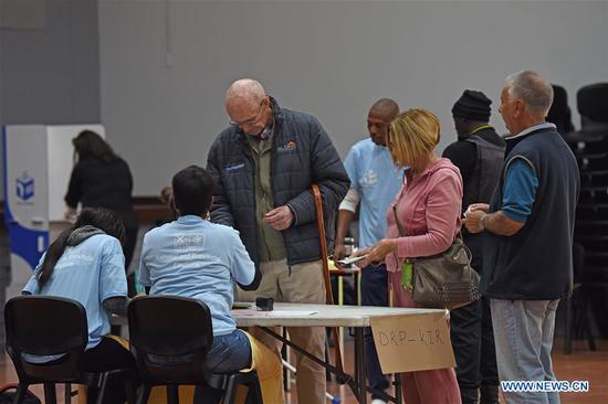 South Africans start voting in general election