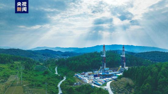 Sinopec completes record ultra-deep exploration drill in SW China