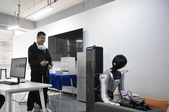 China debuts its first deep-sea drilling and in-situ monitoring robot